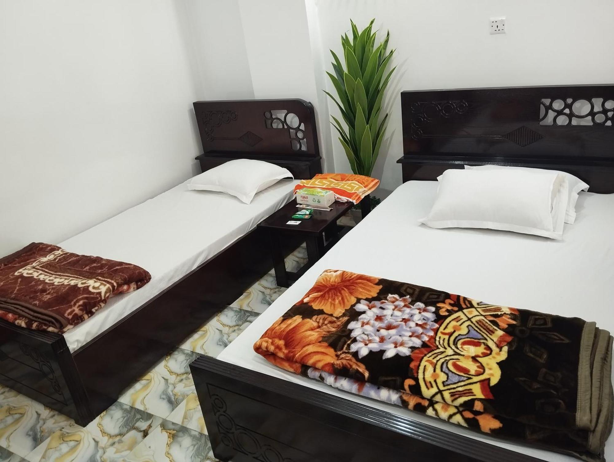 HOTEL LABBAIK FARMGATE DHAKA